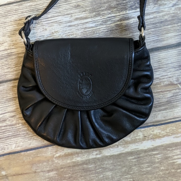 Vera Pelle | Bags | Vera Pelle Genuine Italian Leather Black Crossbody ...